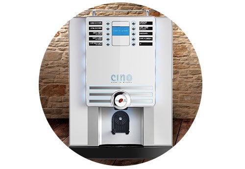 Installation d'un distributeur à café pour faire plaisir au personnel ...